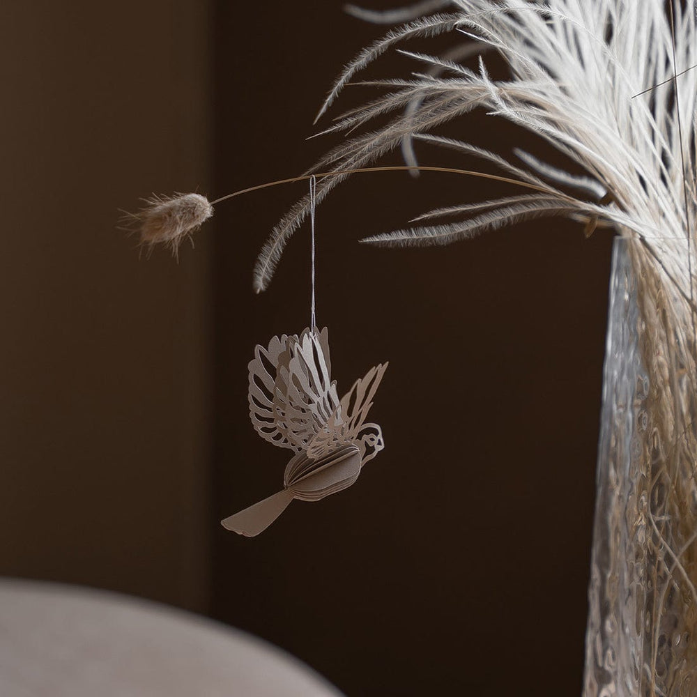 Cooee Design Vogel Anhänger aus Papier 2er Set in sand